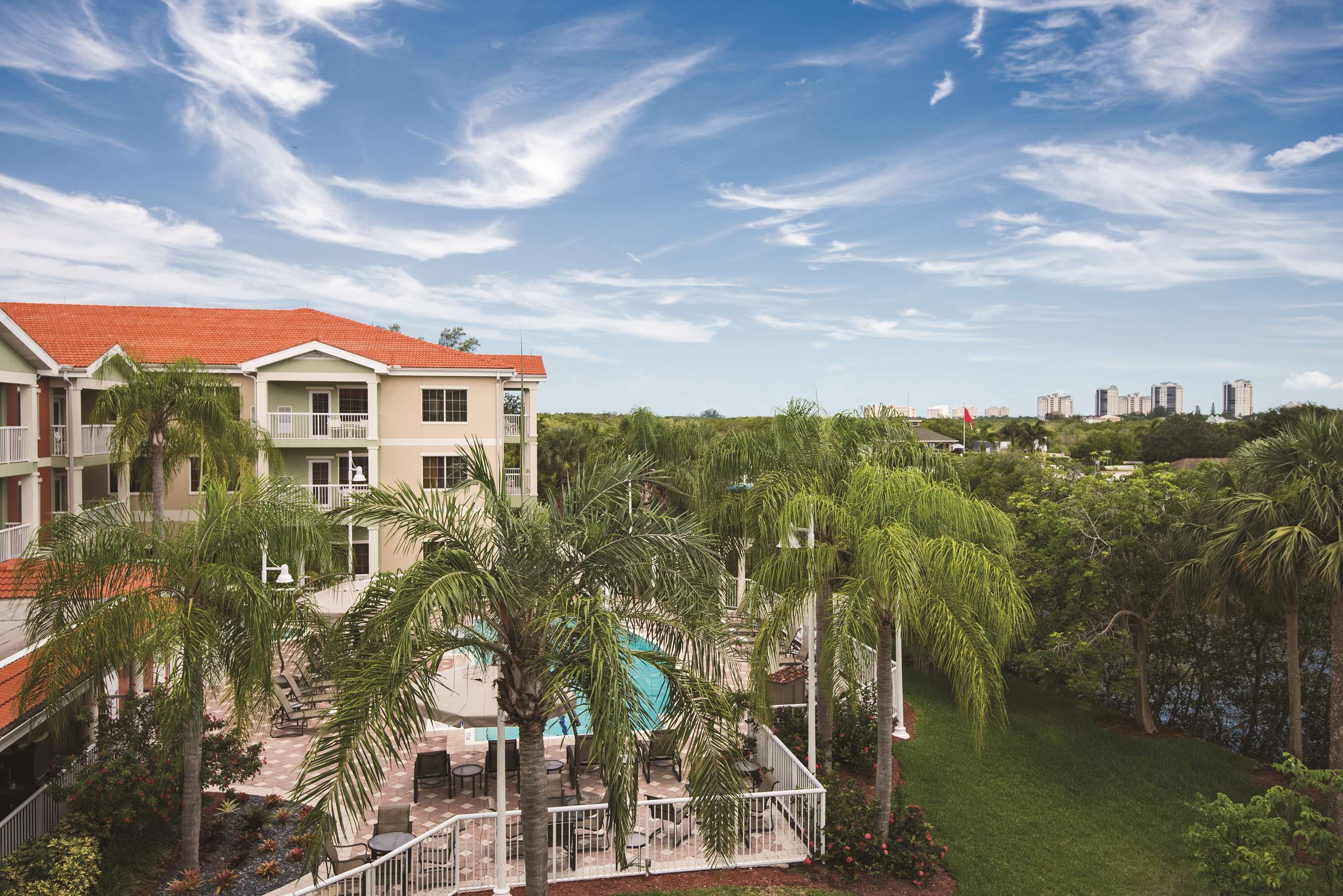 Hilton Resorts Naples Florida DoubleTree Suites Hotel In Naples