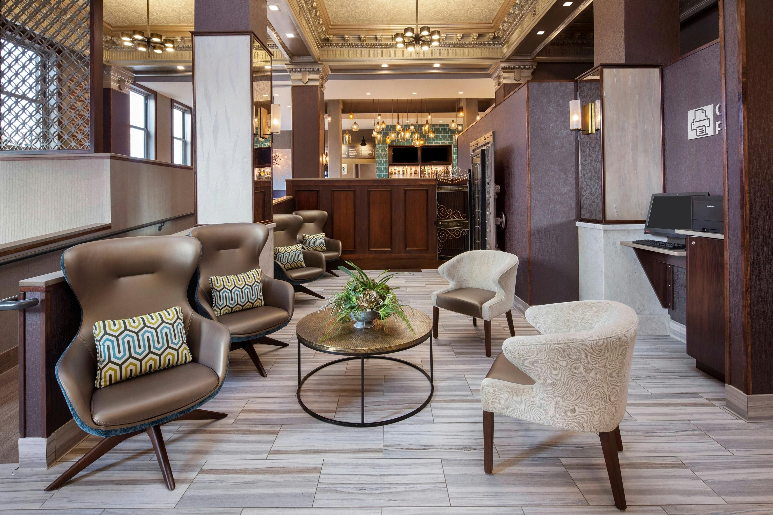 Courtyard Marriott Coffee In Lobby