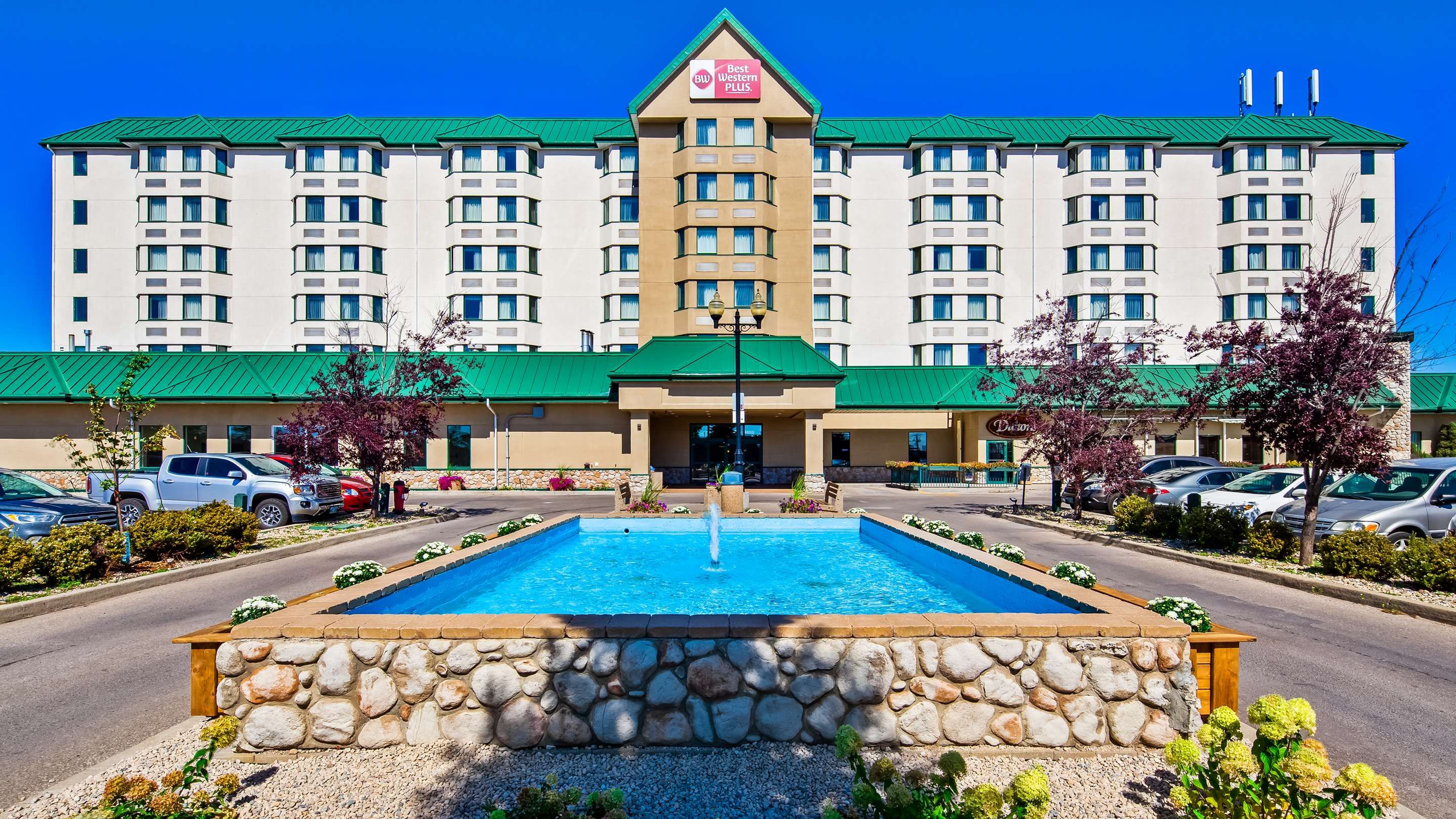 Victoria Inn Hotel And Convention Centre Winnipeg, Winnipeg - Compare Deals