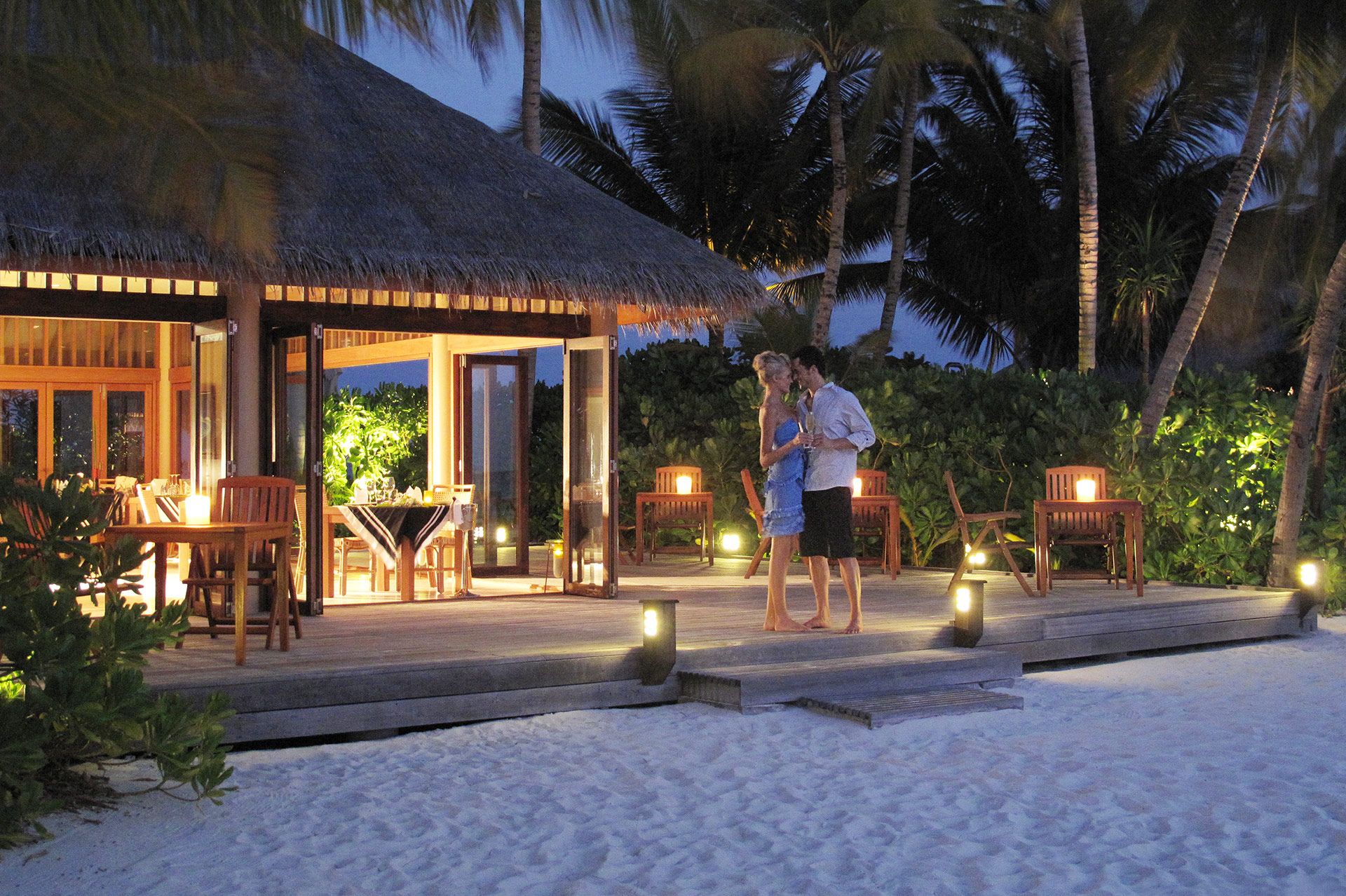 Veligandu Island Resort & Spa, Veligandu - Compare Deals