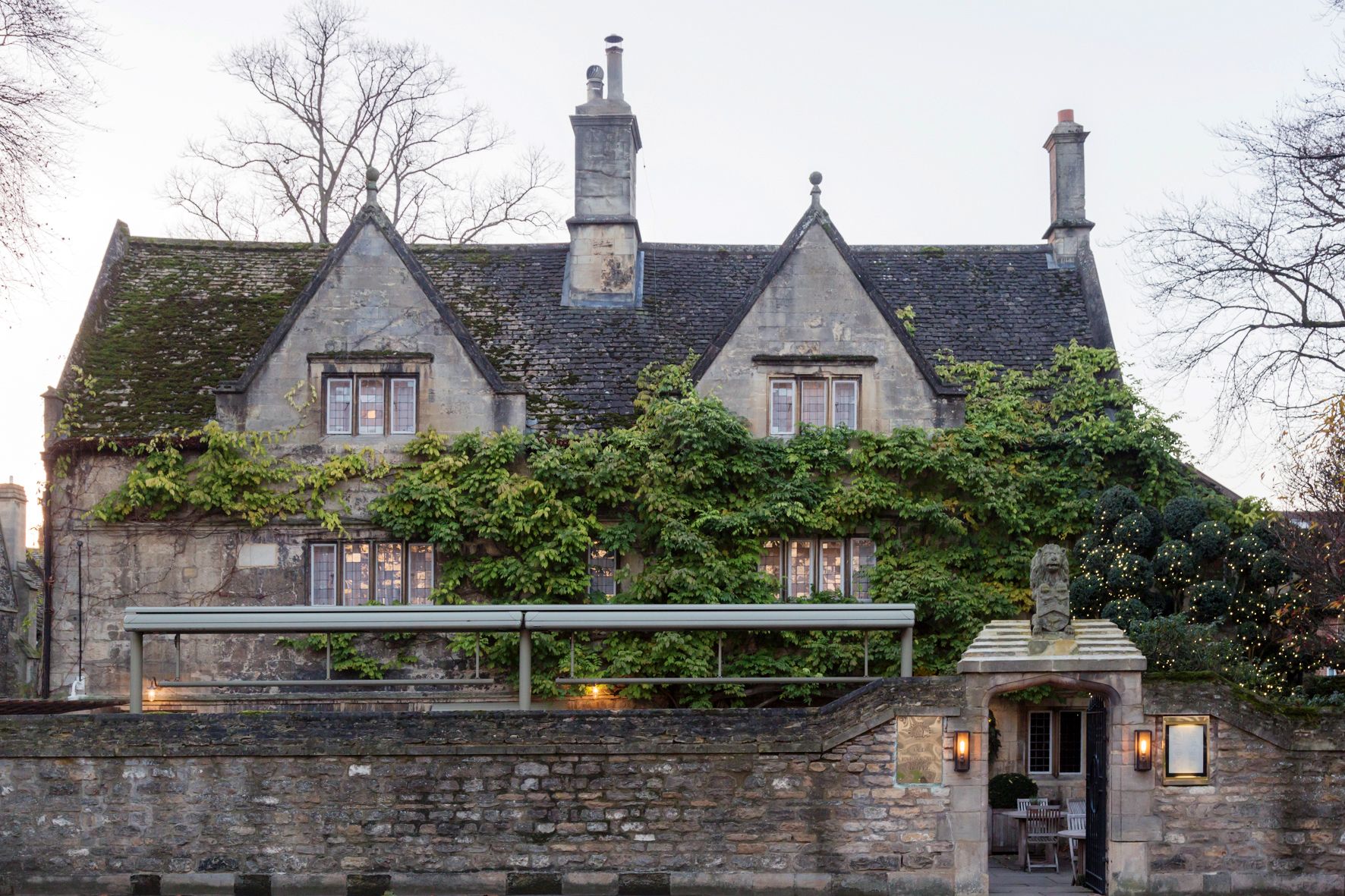 Rewley House University of Oxford, Oxford - Compare Deals