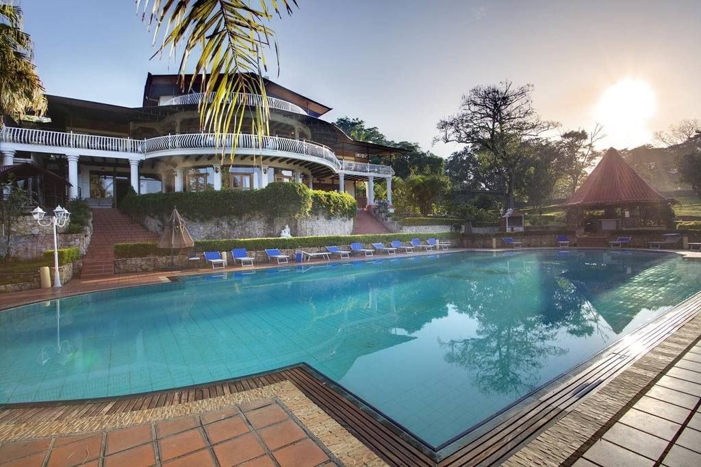 L Square Hotel, Tarlac City - Compare Deals