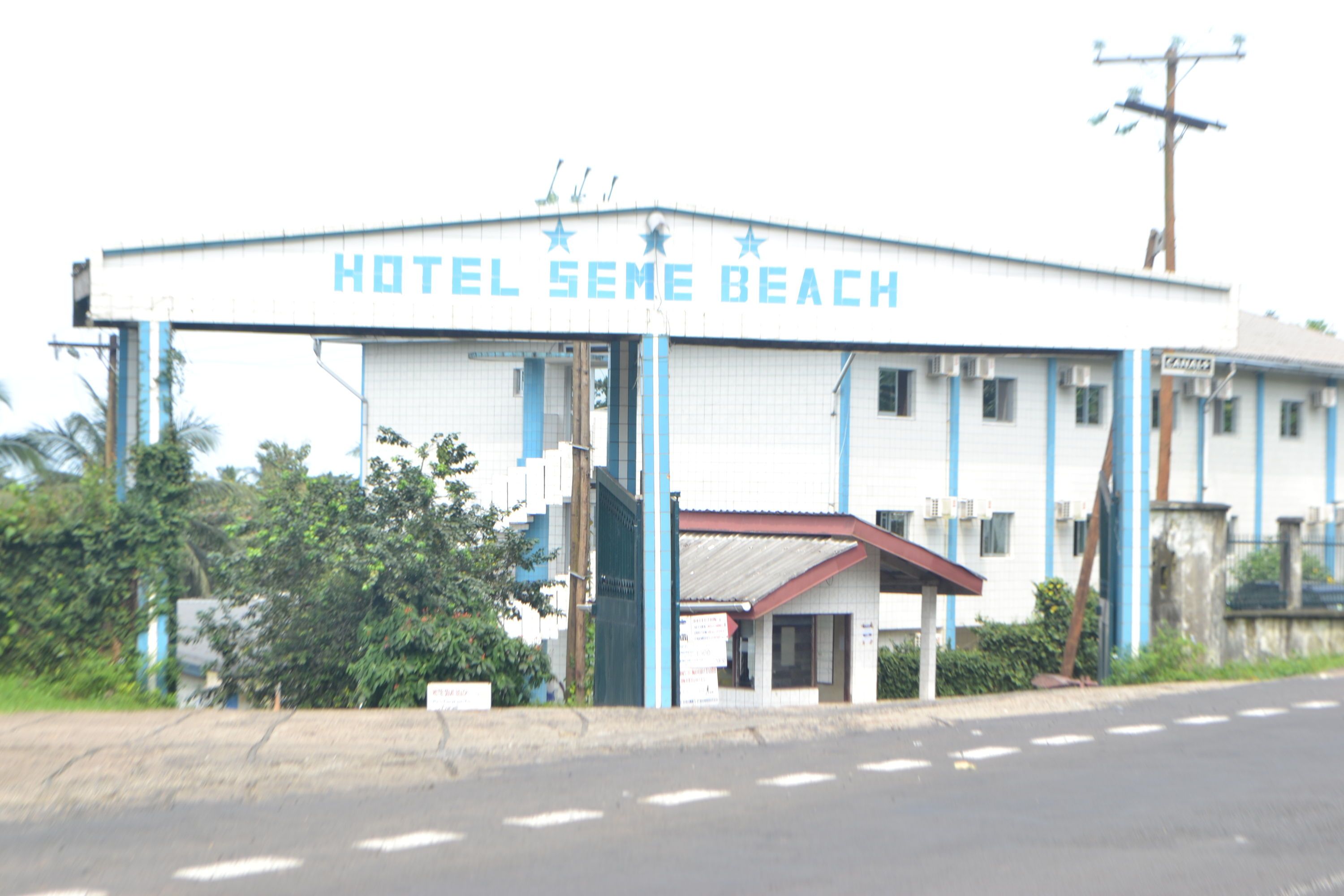 Hotel Seme Beach, Limbe - Compare Deals