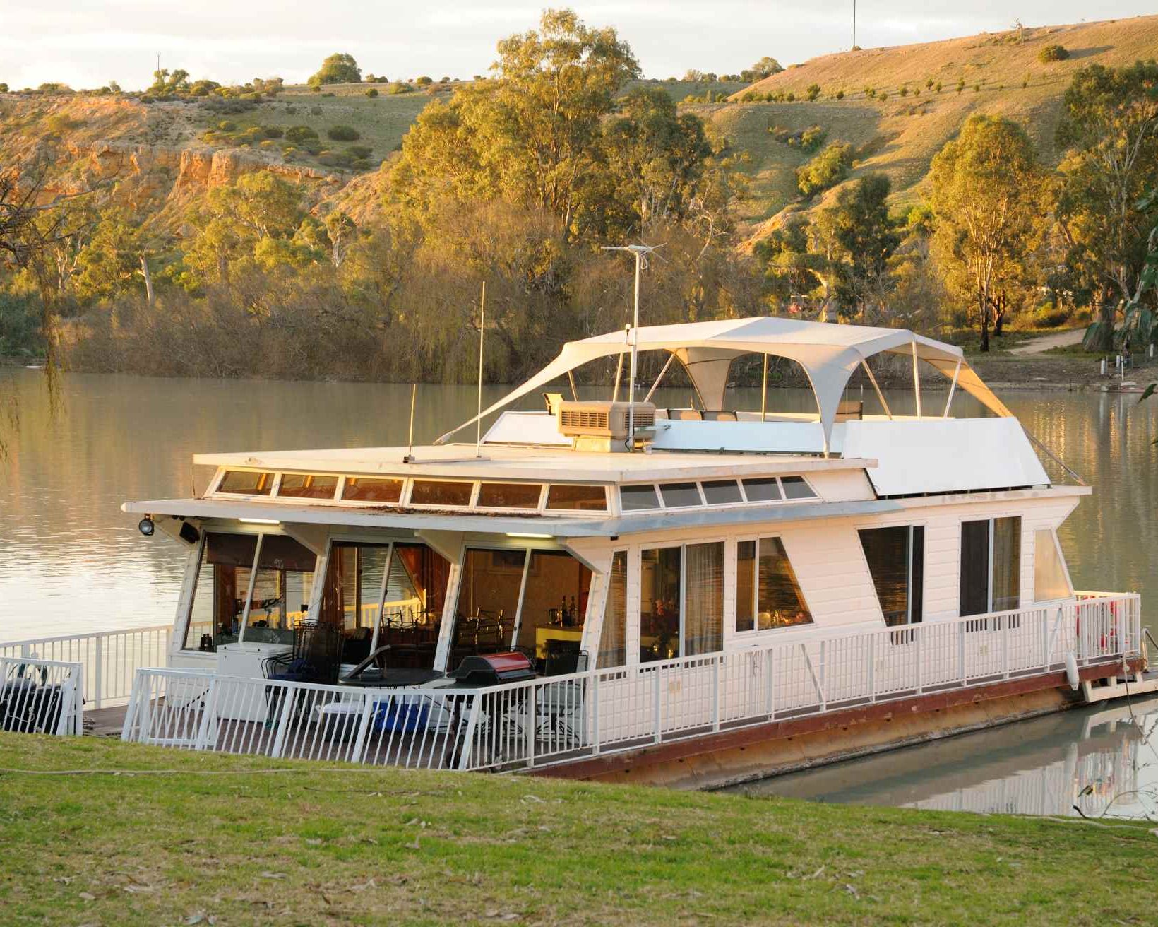 Murray River: Uncover the Striking Beauty of Australia’s Longest River ...