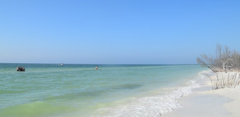 6 Perfect Florida Beaches for a Warm Winter Getaway - HotelsCombined 6 ...