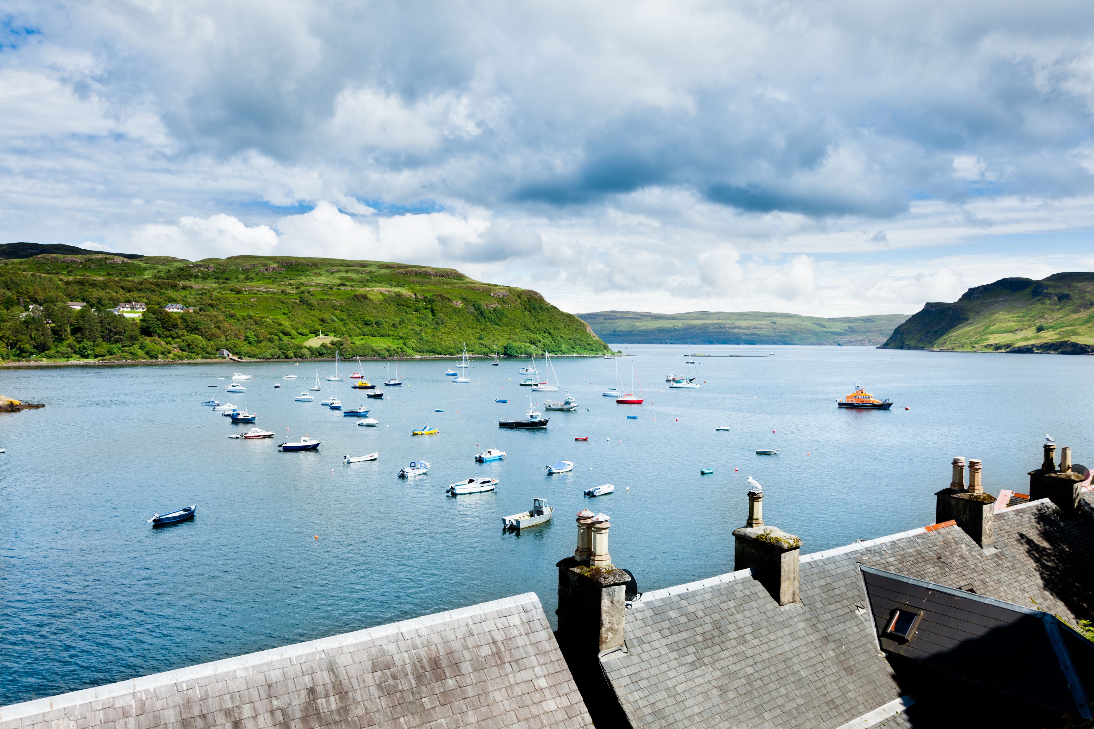 $196+ Vacation Rentals in Ullapool, Scotland | HotelsCombined