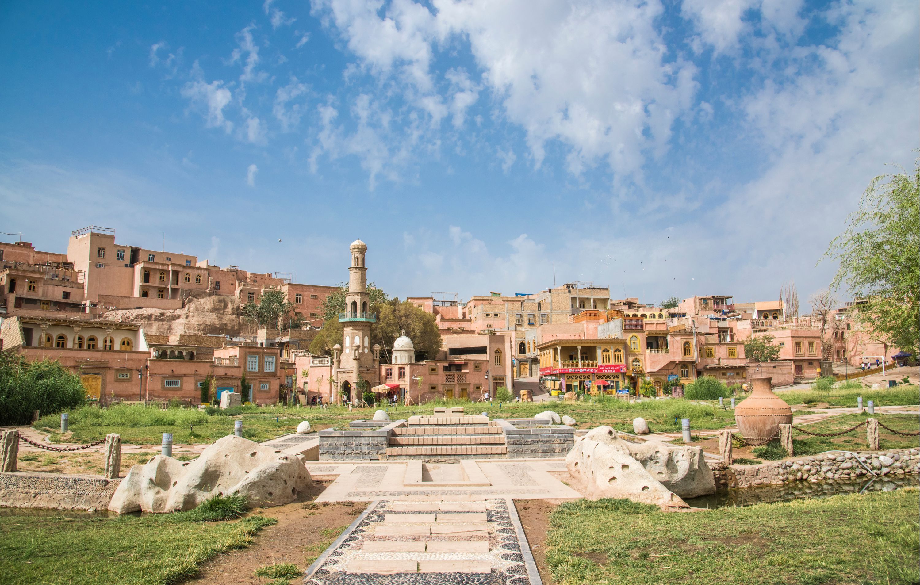 Kashgar Hotels: 156 Cheap Kashgar Hotel Deals, China