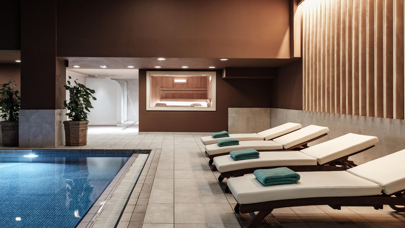 Holiday Inn Express Malta, St. Julian's | HotelsCombined