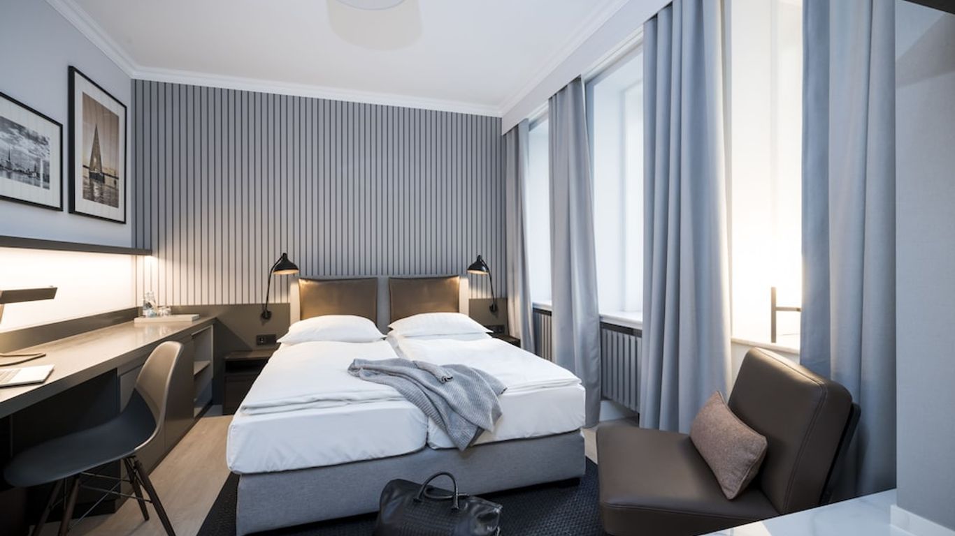 Alster-Hof, Hamburg | HotelsCombined