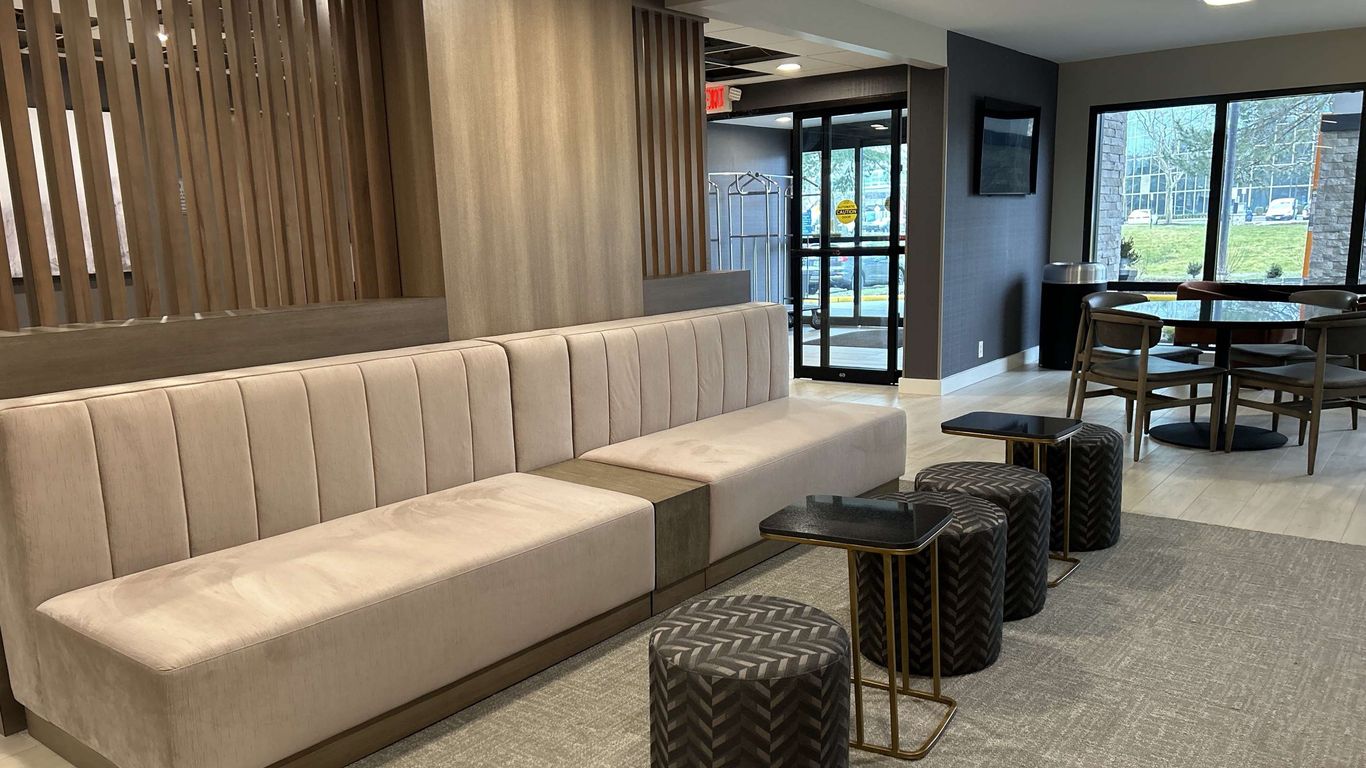 Best Western Plus Meadowlands, Secaucus | HotelsCombined