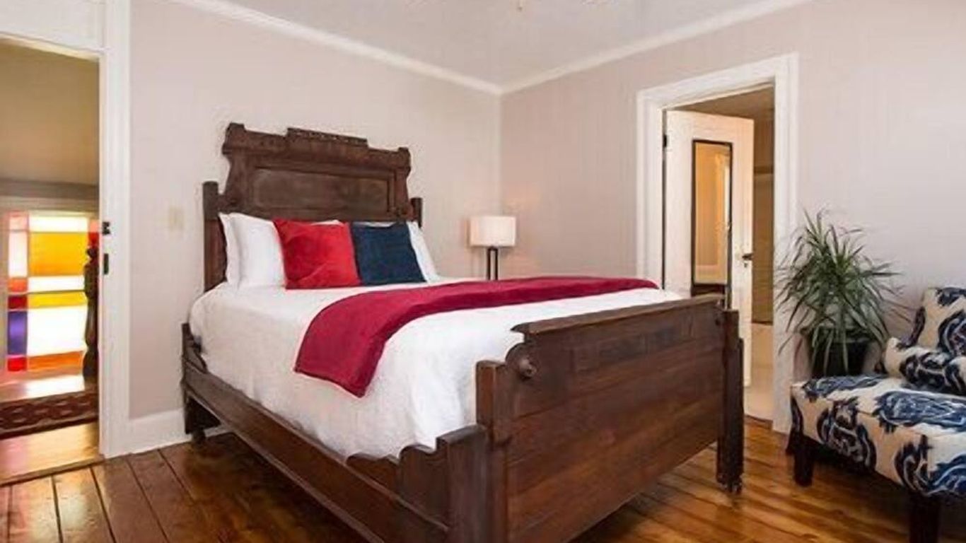 The Brunswick B&B at Saratoga, Saratoga Springs | HotelsCombined