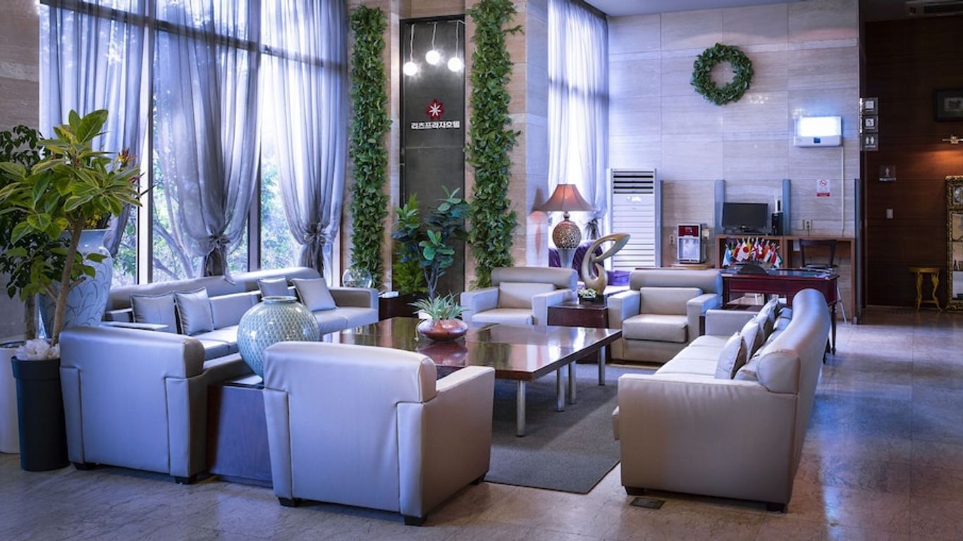 Ritz Plaza Hotel, Gunsan | HotelsCombined