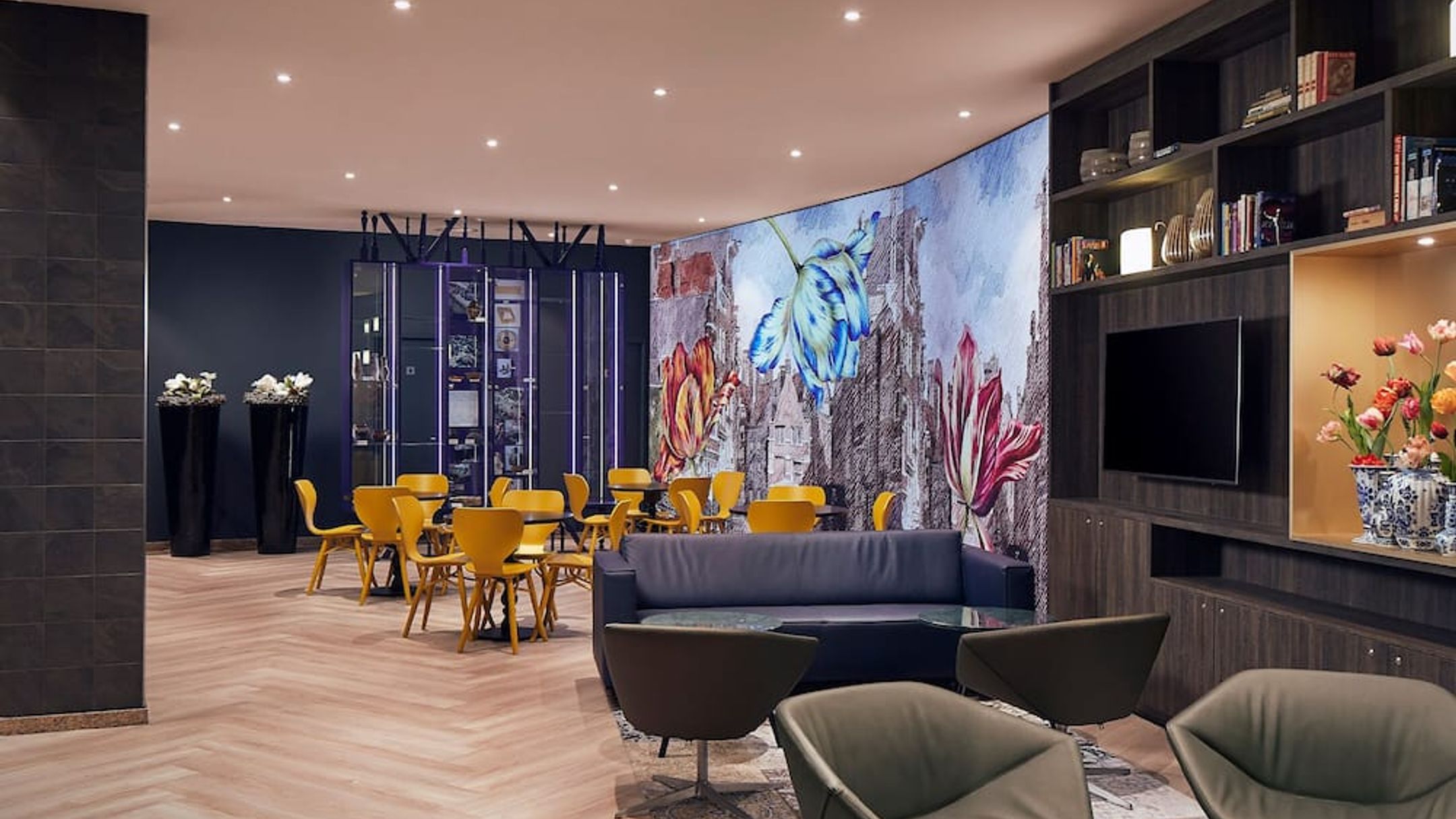 Inntel Hotels Amsterdam Centre, Amsterdam | HotelsCombined