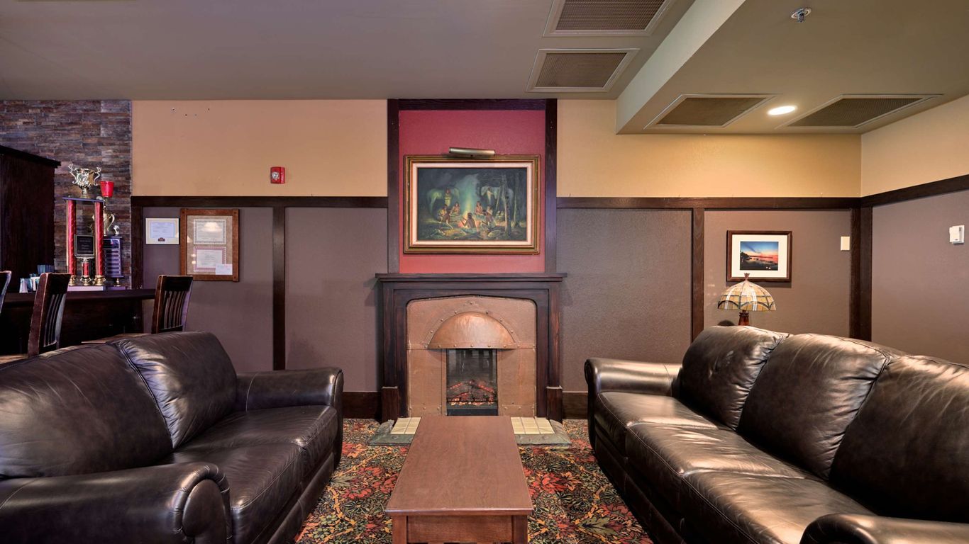 Chase On The Lake, Walker | HotelsCombined