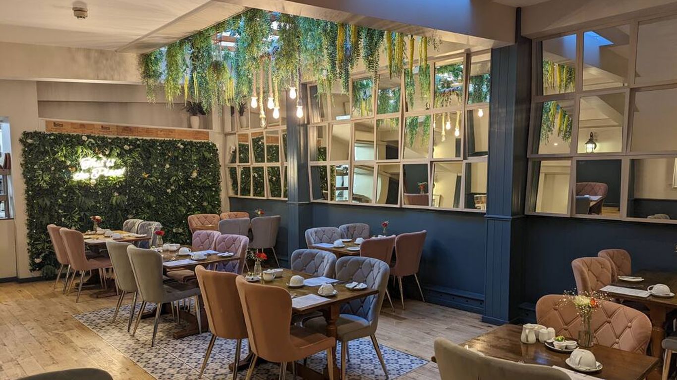 The Coach House Inn, Chester | HotelsCombined