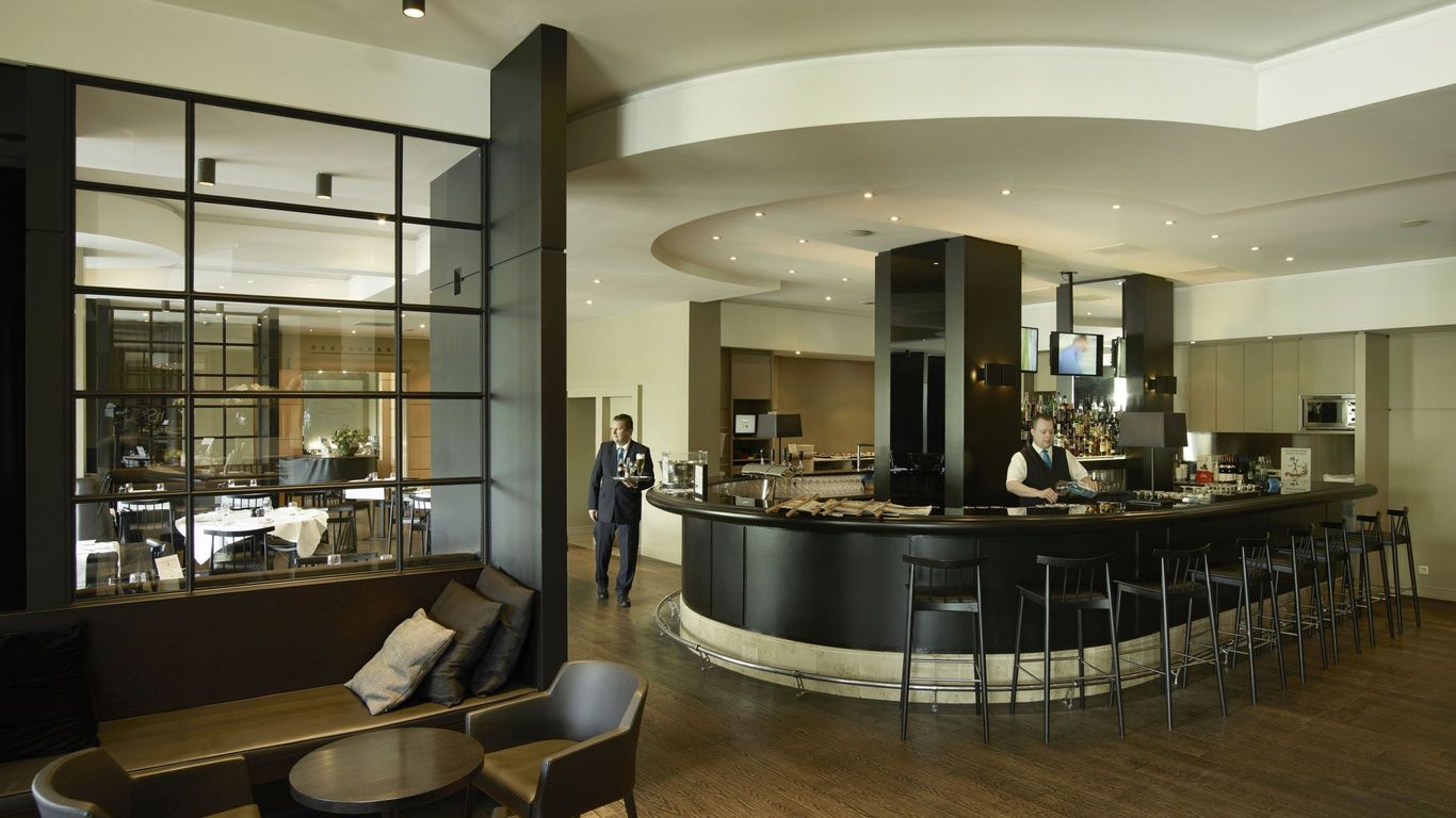 Serwir Hotel, Sint-Niklaas | HotelsCombined