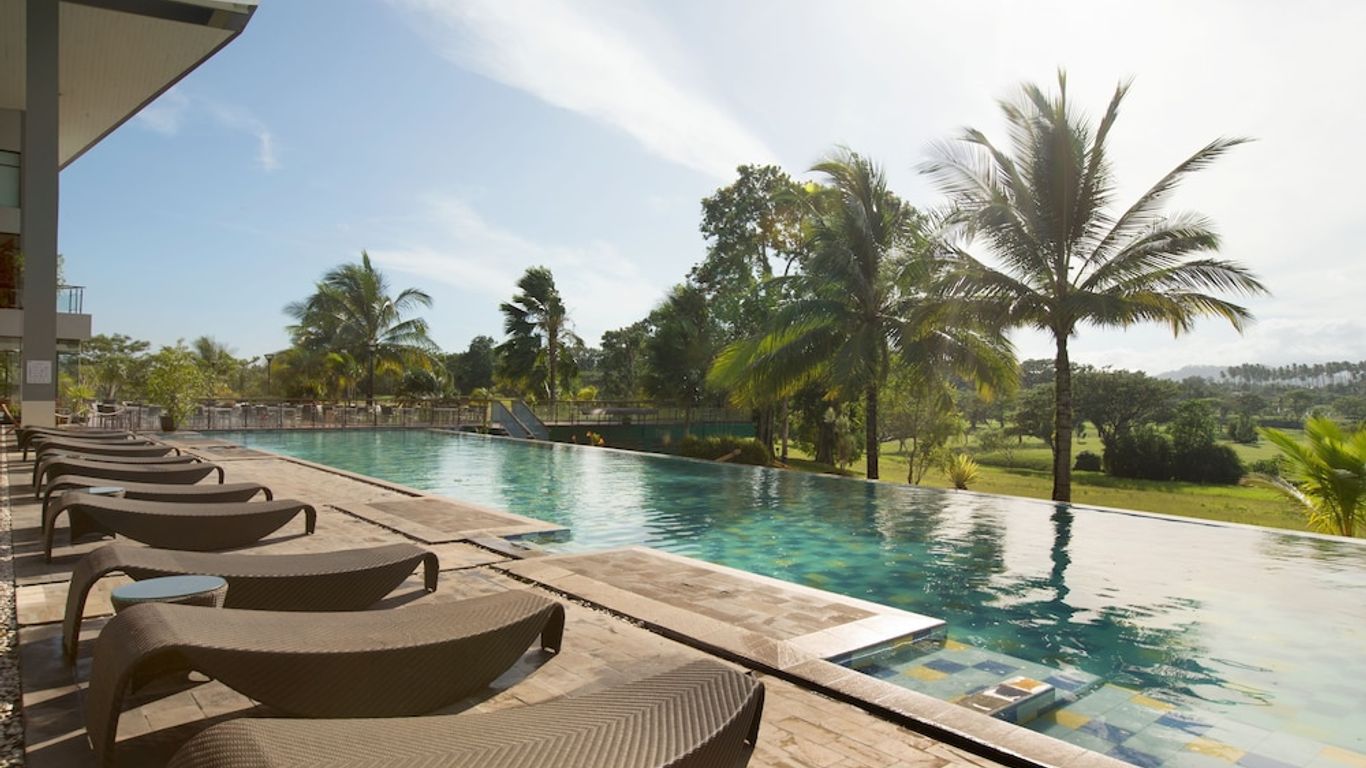 Novotel Manado Golf Resort & Convention Center, Manado | HotelsCombined