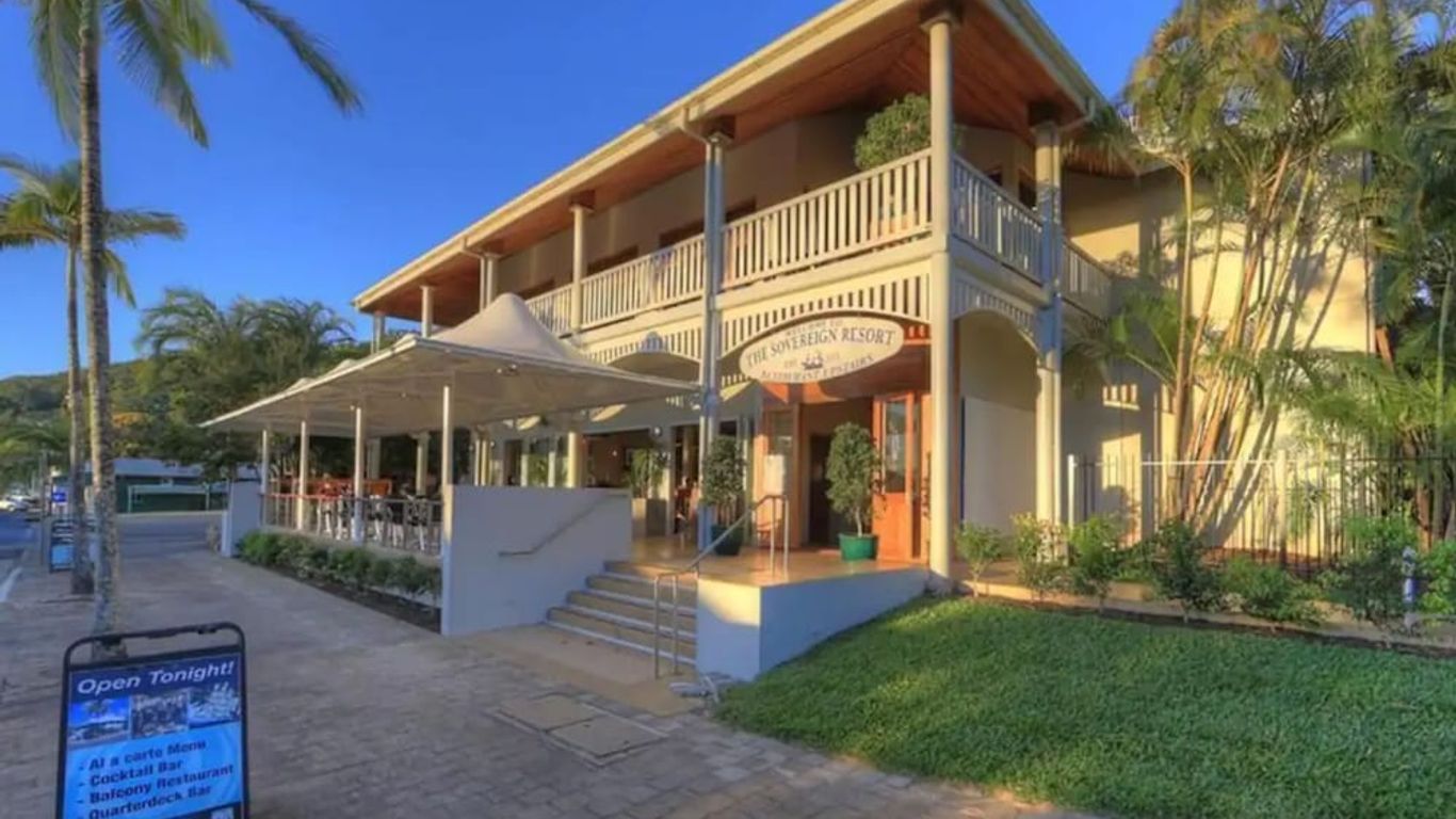 Sovereign Resort Hotel, Cooktown | HotelsCombined