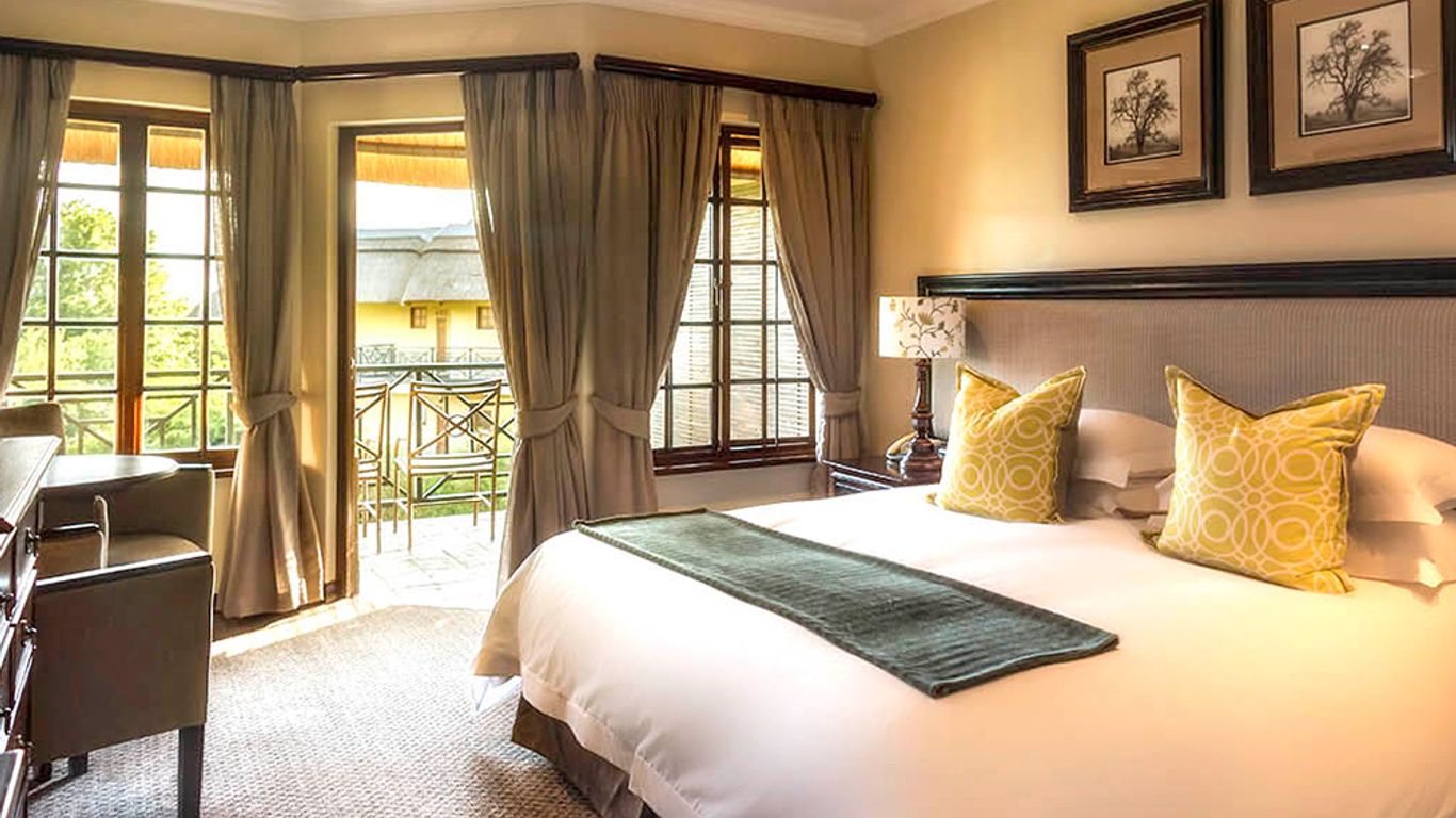 Champagne Sports Resort, Winterton | HotelsCombined