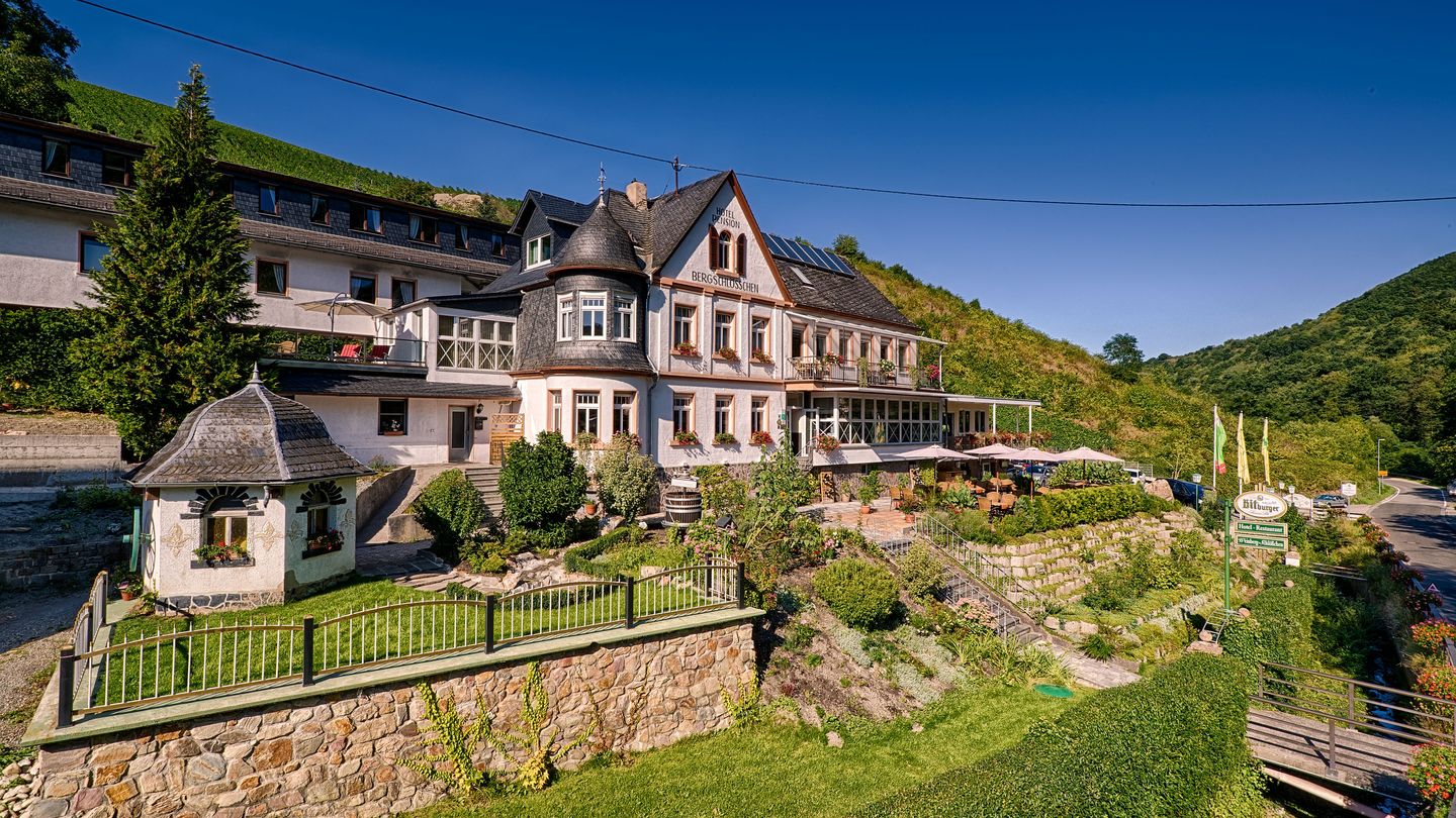 Hotel Weinberg-Schlößchen, Oberheimbach, Germany - Compare Deals