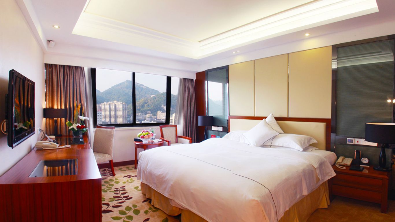 Guizhou Park Hotel, Guiyang | HotelsCombined